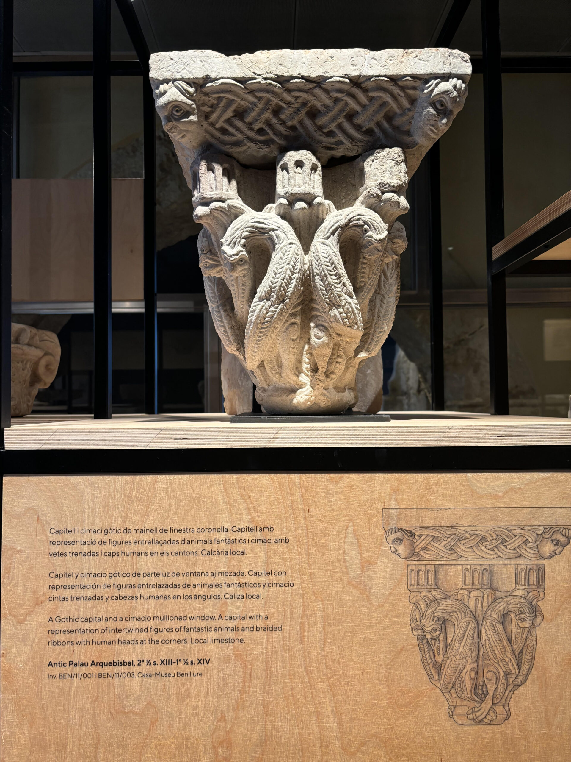 Gothic Limestone Capital - Pic off